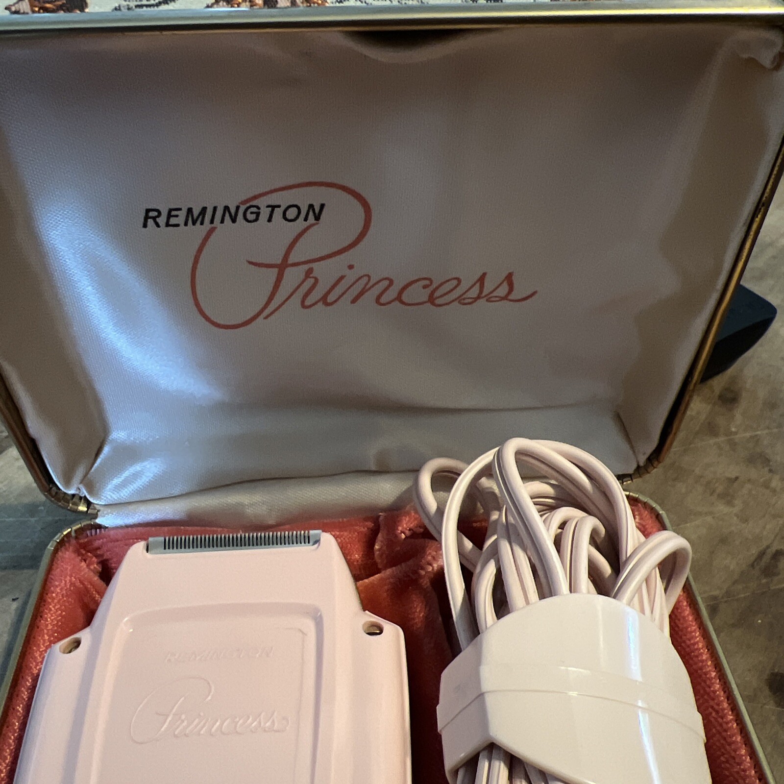 VTG Remington Princess Electric Razor Model BE Shaver Pink 60's USA ...