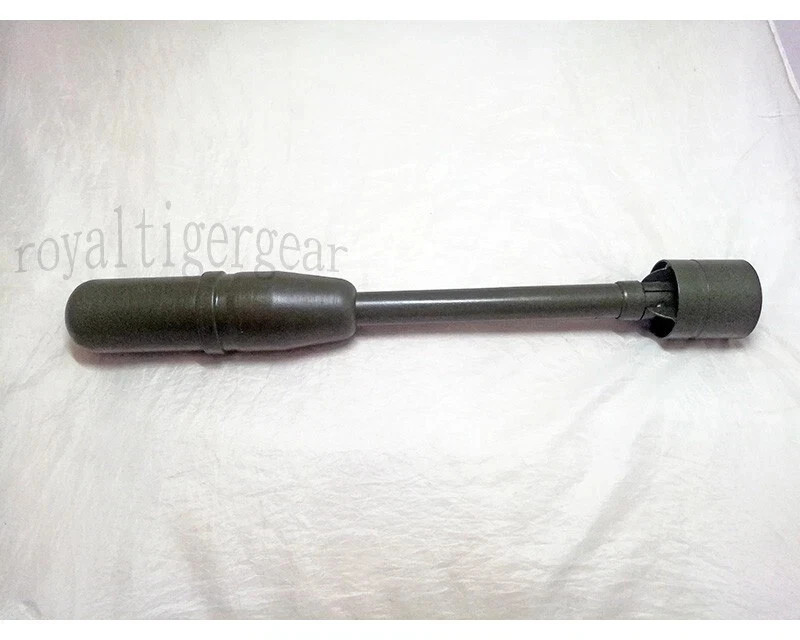 WW2 US Army USMC M1 M9A1 Bazooka M6A3 Anti-Tank Rocket 1:1 Model Stage ...