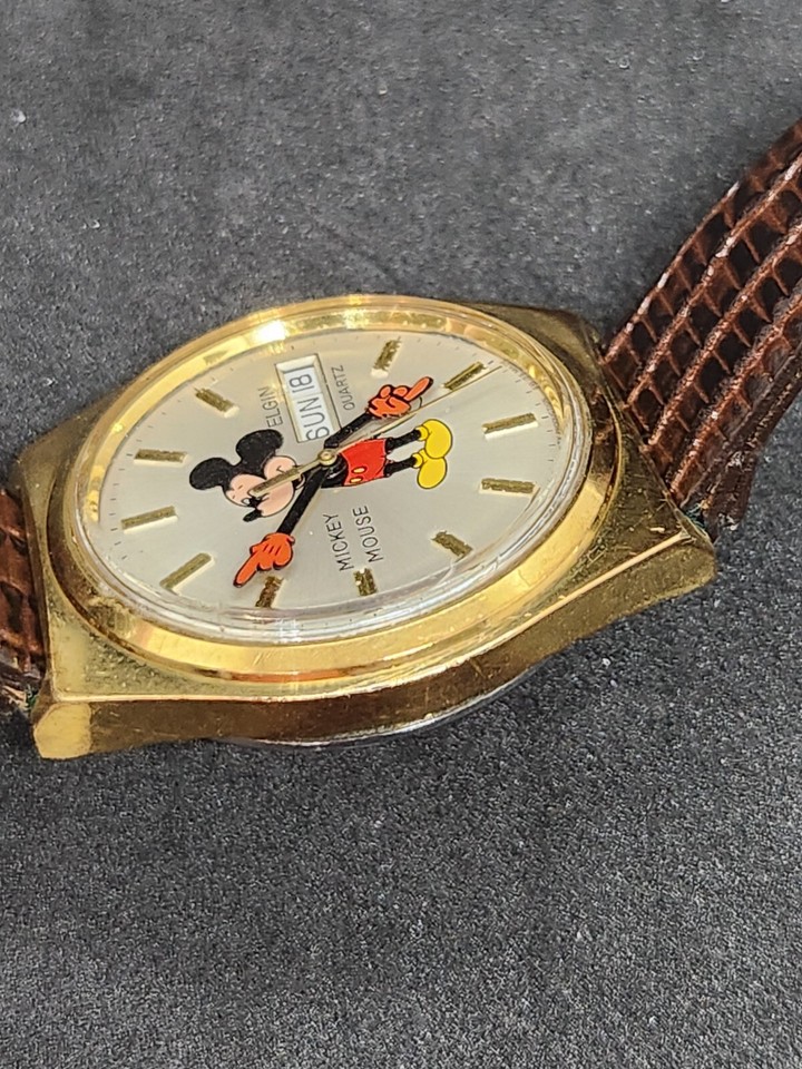 MANS ELGIN Mickey Mouse QUARTZ WRIST WATCH WITH Day and Date CALENDAR W ...