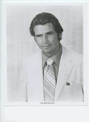 8 X 10 Photo Actor James Brolin as Dr. Steven Kiley Marcus Welby MD | eBay