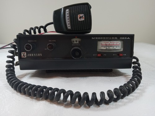 JOHNSON MESSENGER 323A 23 CHANNEL CB Radio Tested and Working VTG USA ...