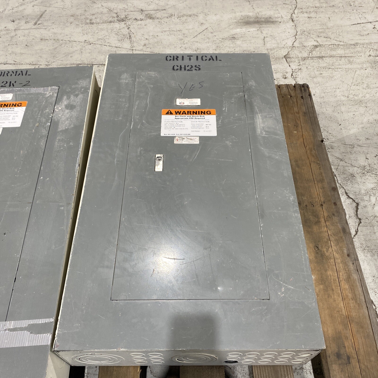 Square D NEHB Panelboard 30 Amp 277/480 3 Phase 4 Wire w/ Main Nema 1 ...