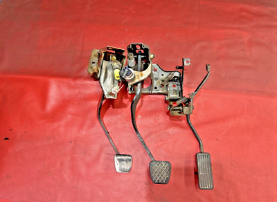 1994-2001 Acura Integra 1992-2000 Honda Civic OEM Gas Brake Clutch ...