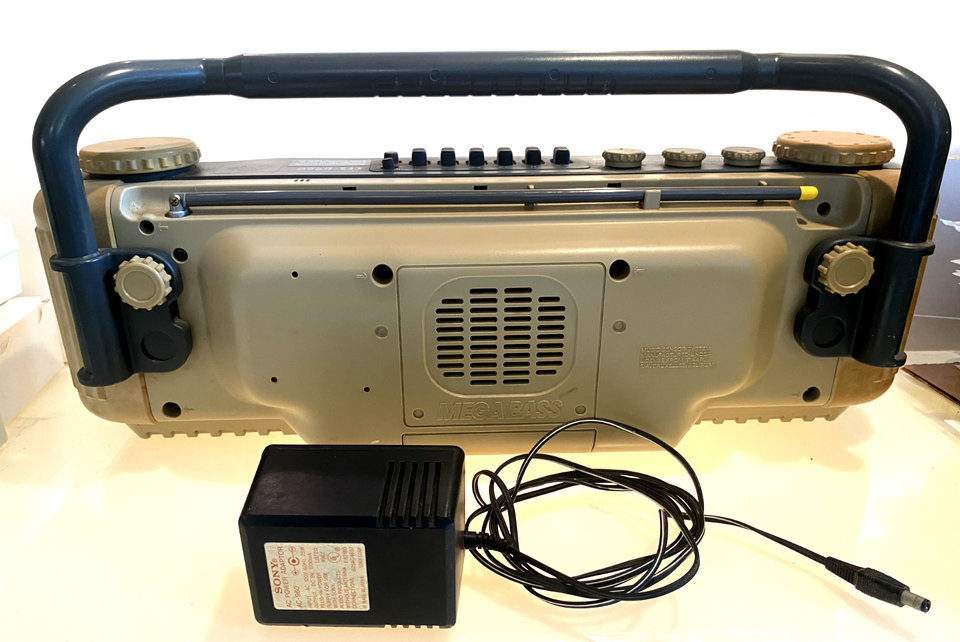 Sony CFS-D960 Outback Mega Bass Boombox, Portable AM/FM Radio, Cassette ...