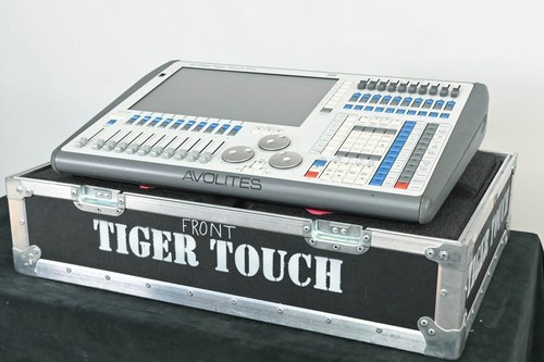 Avolites Tiger Touch Pro Lighting Control Console with Case CG01GLG | eBay