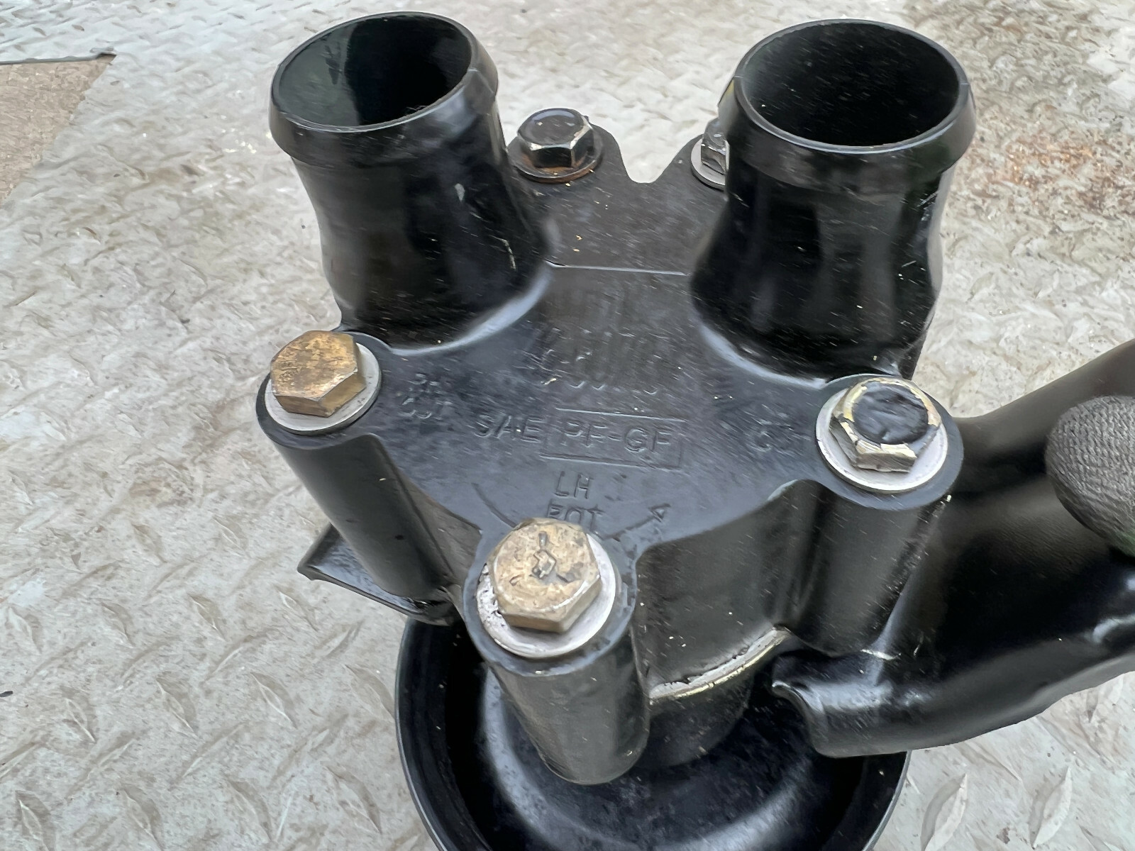 MERCRUISER 5.7L 350 MAG MPI V8 RAW WATER PUMP # 861579 Needs Impeller ...
