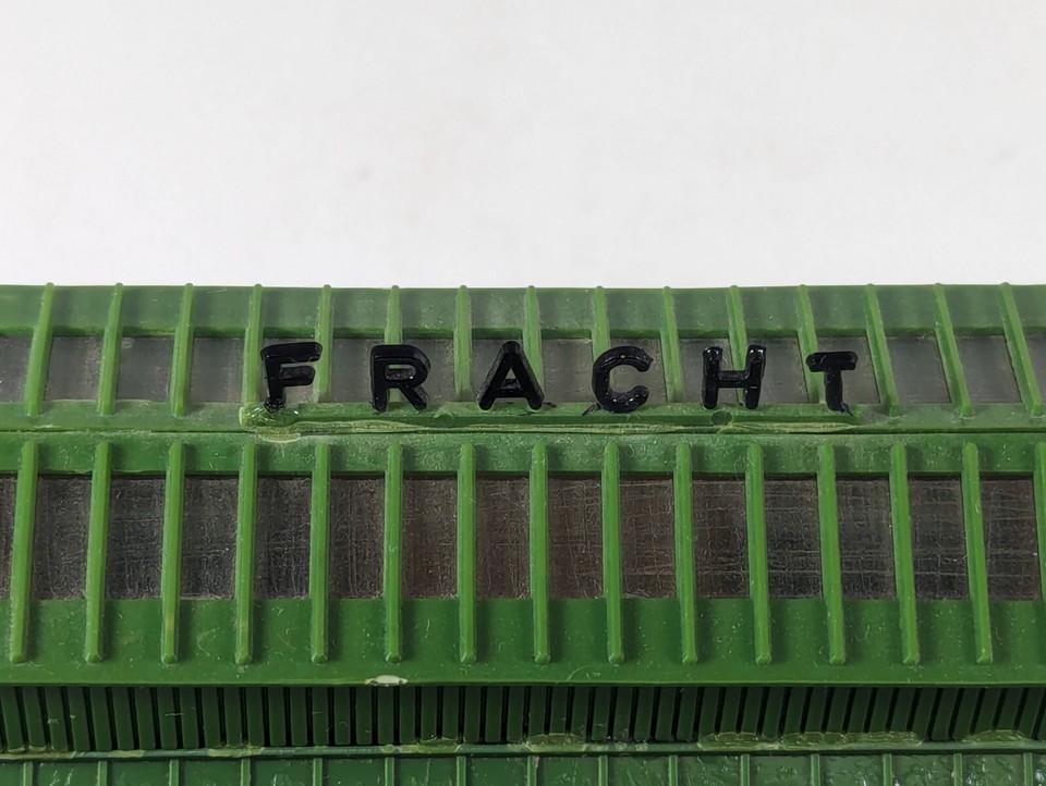 Heljan HO 1:87 FRACHT Railway Station Model Train Diorama Scenery Prop ...