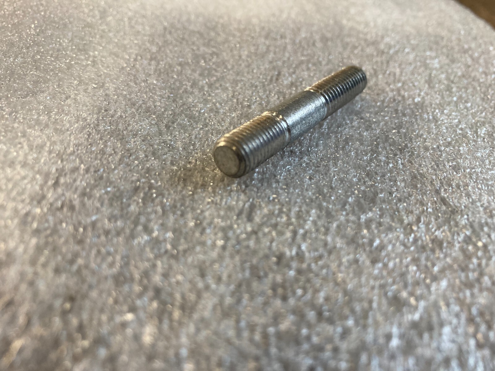 Pratt & Whitney Aircraft Engine Studs 20 each P/N 18491P4 New (Dim's ...