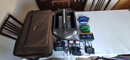 carplounge rt4 bait boat with raymarine dragonfly5 fishfinder and ...