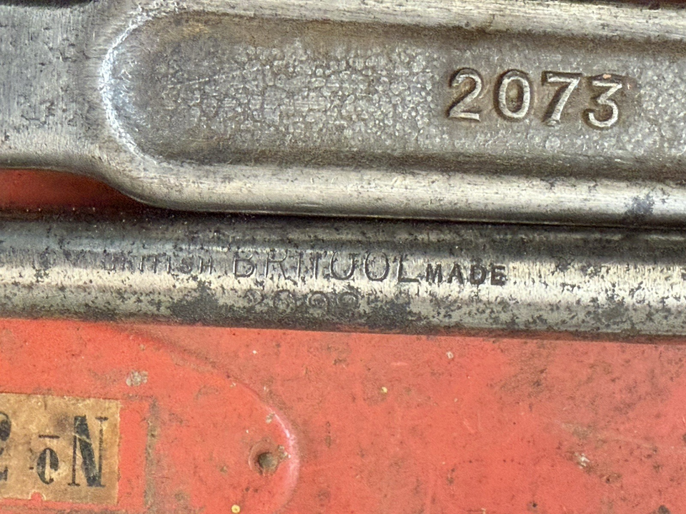 GENUINE BRITOOL VINTAGE SOCKET SET COMPLETE IN ORIGINAL METAL BOX IN ...