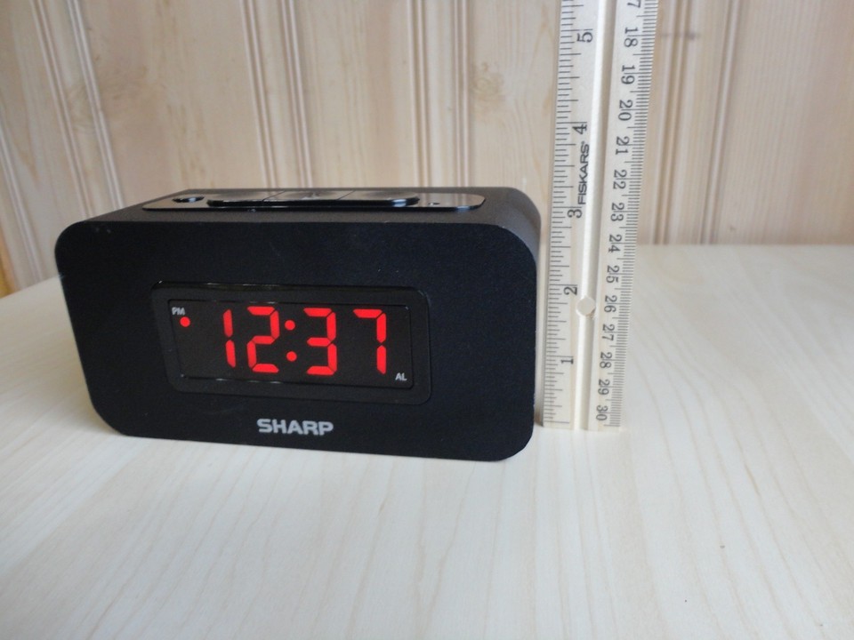 SHARP 9'' Big Digital Alarm Clock with Bluetooth Speaker ,3.5mm,Easy To ...