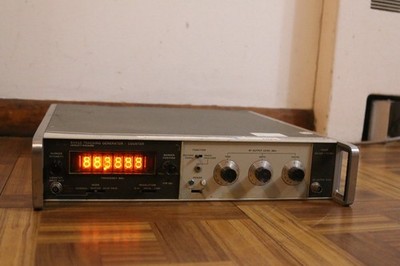 Hewlett Packard HP 8443A Tracking Generator Frequency Counter -NIXIE ...