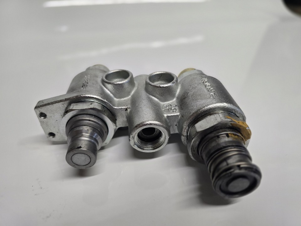 4BD4FH 48mm 7246783 Hydraulic Block Quick Coupler for Bobcat T250 S175 ...