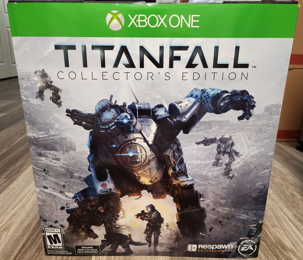 Titanfall Collectors Edition Box