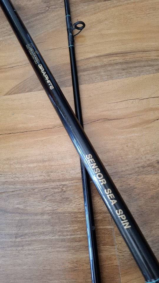 Daiwa Sea Fishing Rod Graphite Sensor Sea Spin 10ft 2 Piece Boat Beach ...