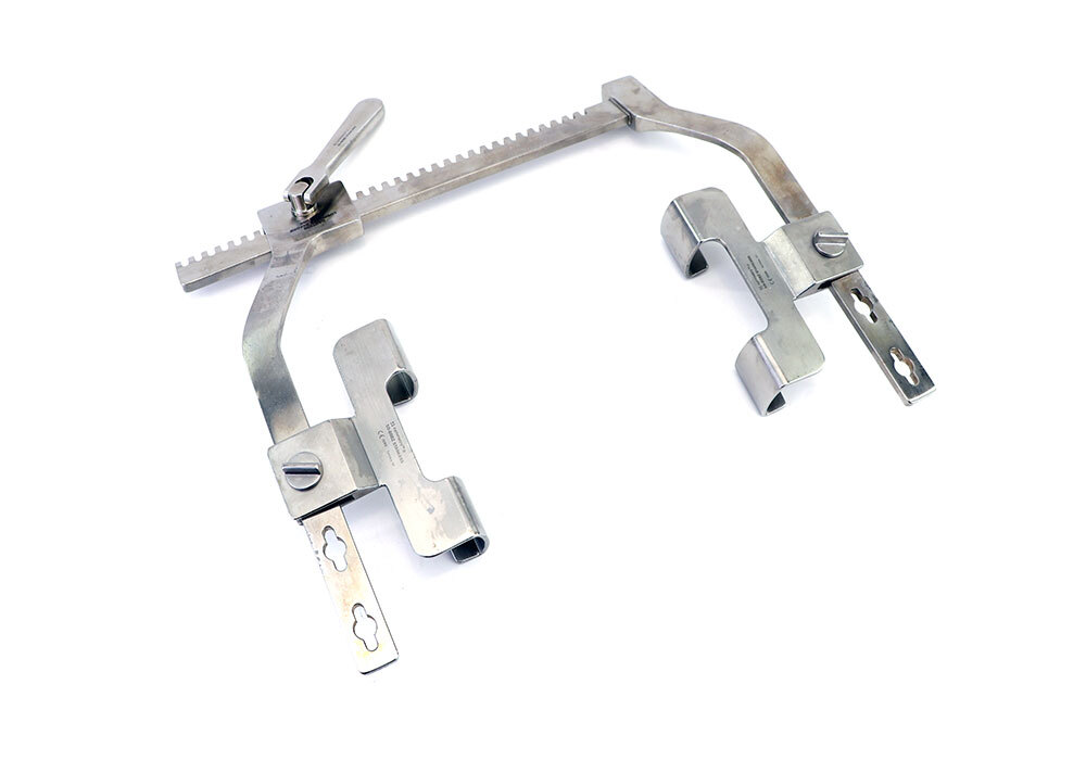 Codman Collins Sternal Retractor Kit | eBay