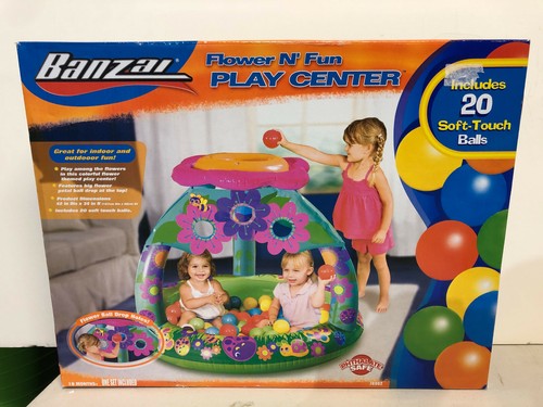 Banzai Flower N' Fun Play Center Baby / Kid Ball Pit / pool with Balls ...