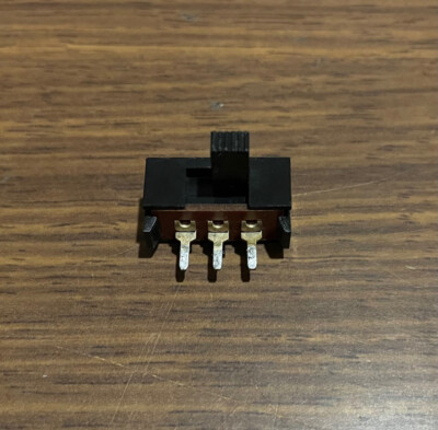 Atari 2600 Right Angle Switch - Difficulty Switch/Channel Select | eBay ...
