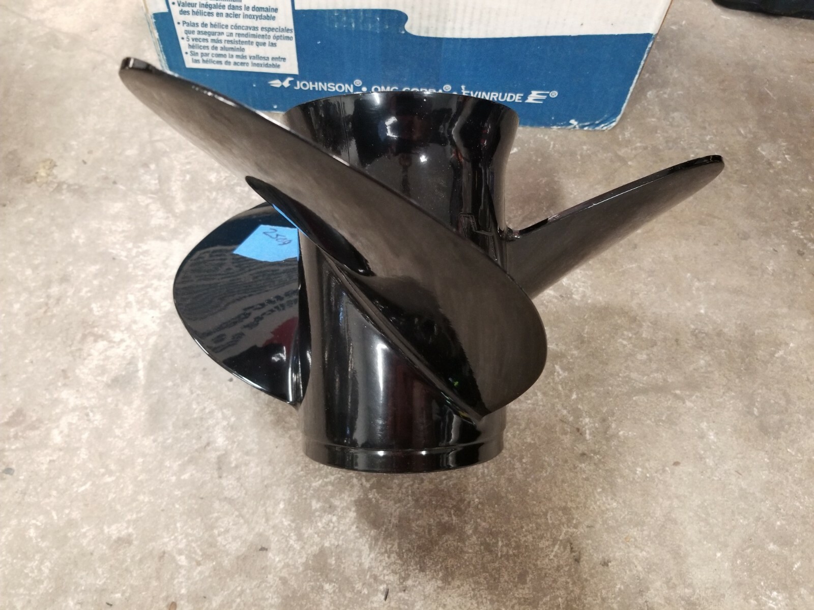 LEFT HAND 14 3/4" X 17P OMC SST PROPELLER, 176616, EVINRUDE JOHNSON ...