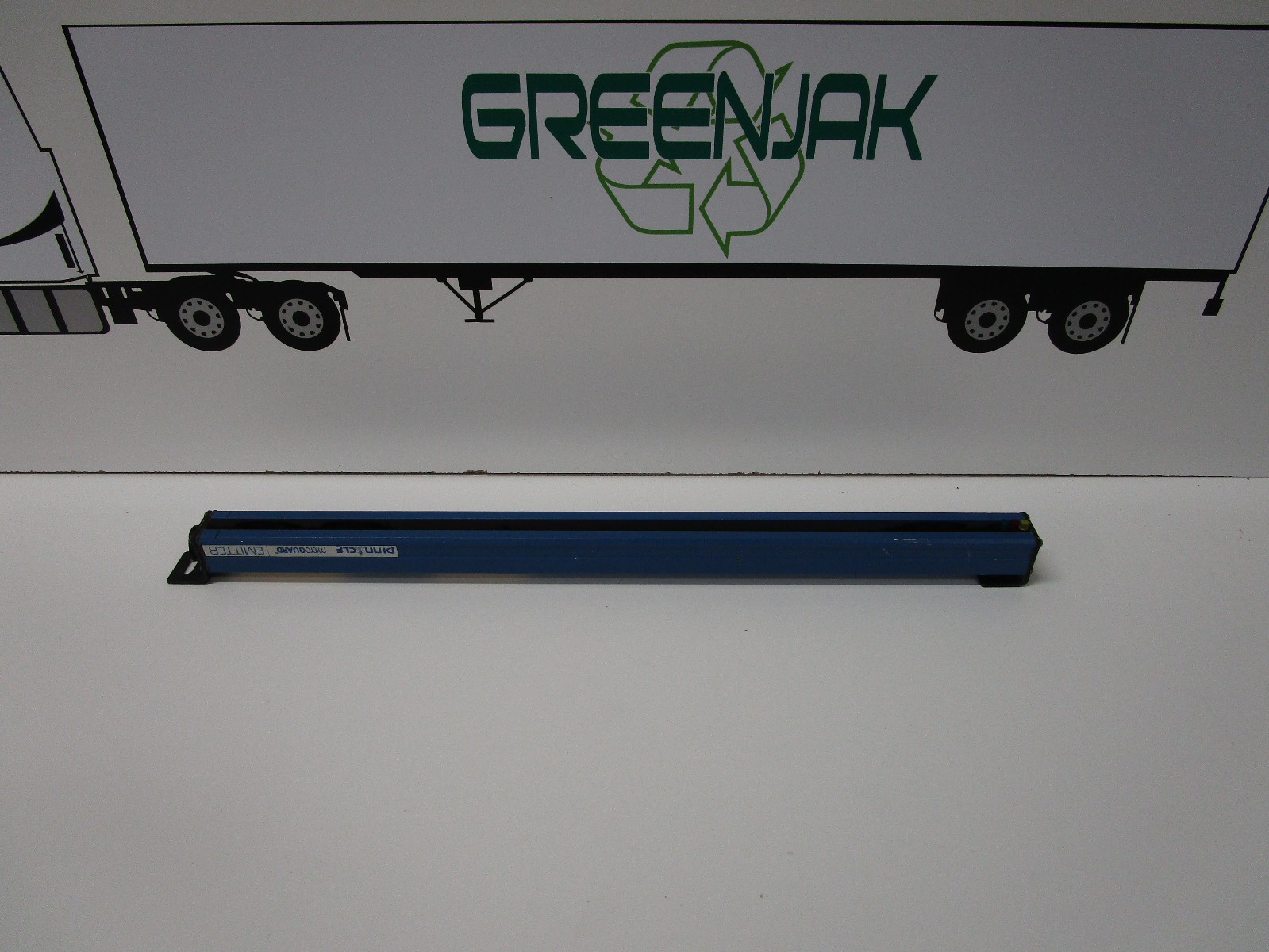 PINNACLE+MG-24-0F1-20-DS+MICROGUARD+LIGHT+CURTAIN+EMITTER+-+- for sale ...