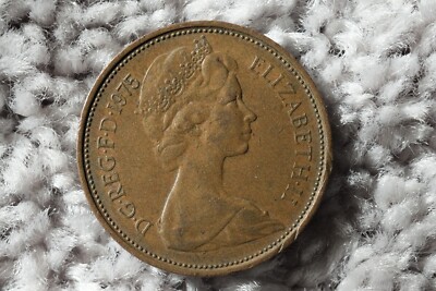 RARE 2 NEW PENCE ELIZABETH II 1975 BRITISH COIN | eBay