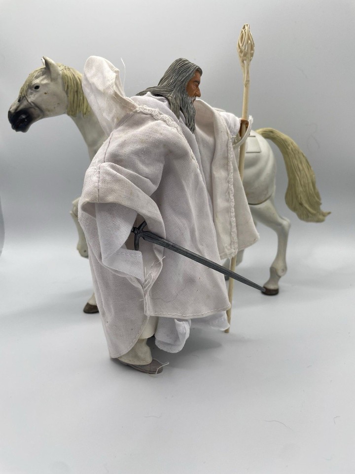 Lord of the Rings Gandalf and Shadowfax Horses set deluxe Action ...