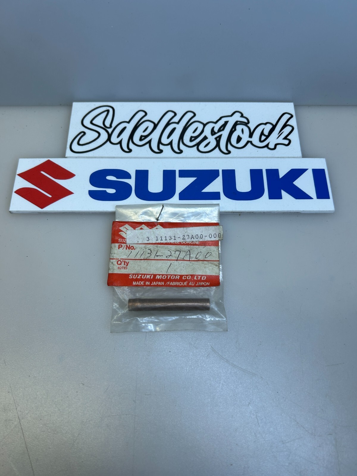 1 Suzuki cylinder head oil passage 11131-27a00 gsf 1200 600 gsx-r 1100 ...