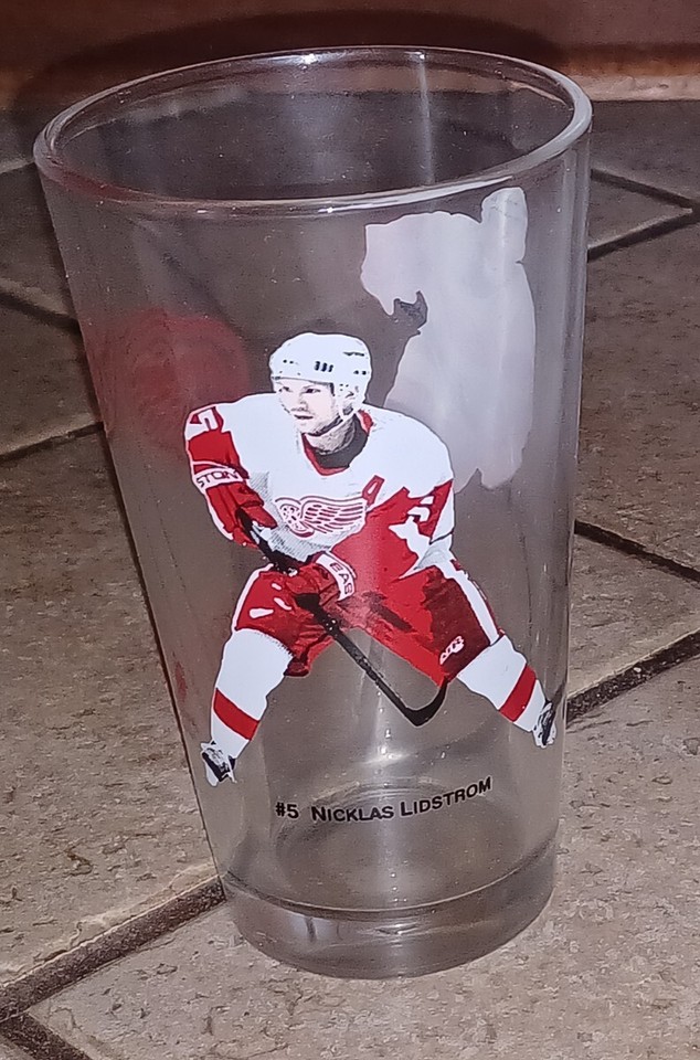 2002 Detroit Red Wings Glass Coca Cola Arby's Chris Chelios Nicklas ...