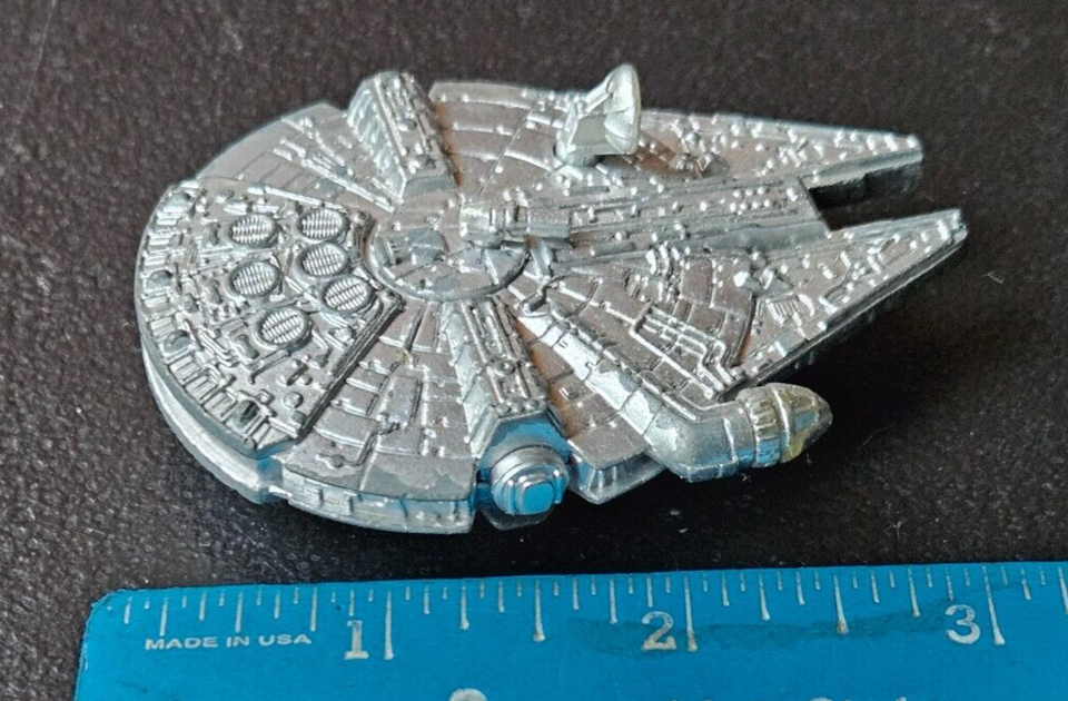 MILLENNIUM FALCON. STAR WARS, HAN SOLO DIE-CAST STAR SHIP. 2004 LFL ...