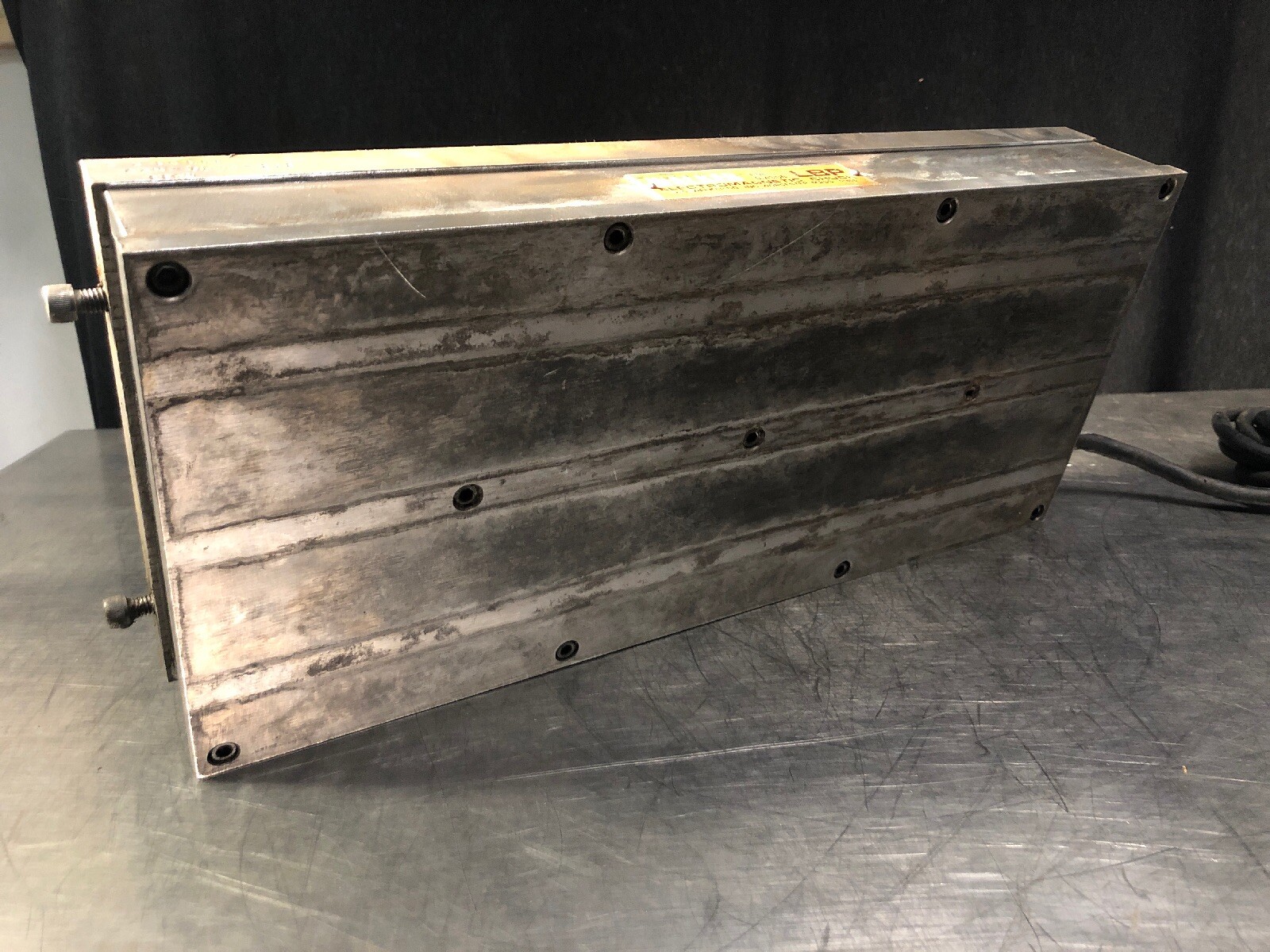 Walker Fine Division LBP 18" x 8” Electromagnetic Chuck AXM-7299-131 ...