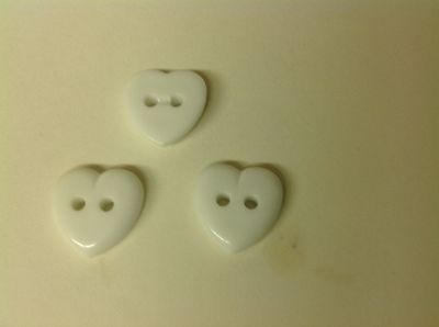 NEW 10 PC PKG. 1/ 2 INCH WHITE HEART SHAPED BUTTONS | eBay