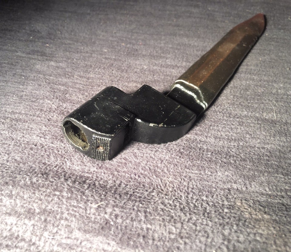 UNUSED—British Lee Enfield .303 Bayonet No. 9—for No 4. Mk 1 Rifle—ED ...