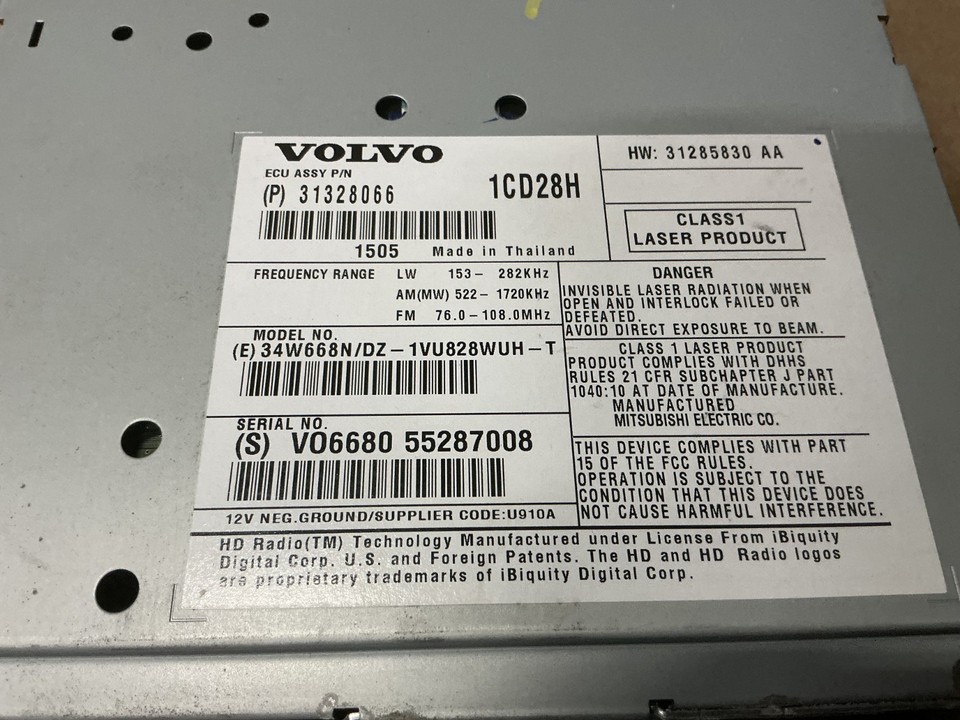 2009-2014 VOLVO XC90 AM FM CD PLAYER MEDIA RADIO RECEIVER HEAD UNIT OEM ...
