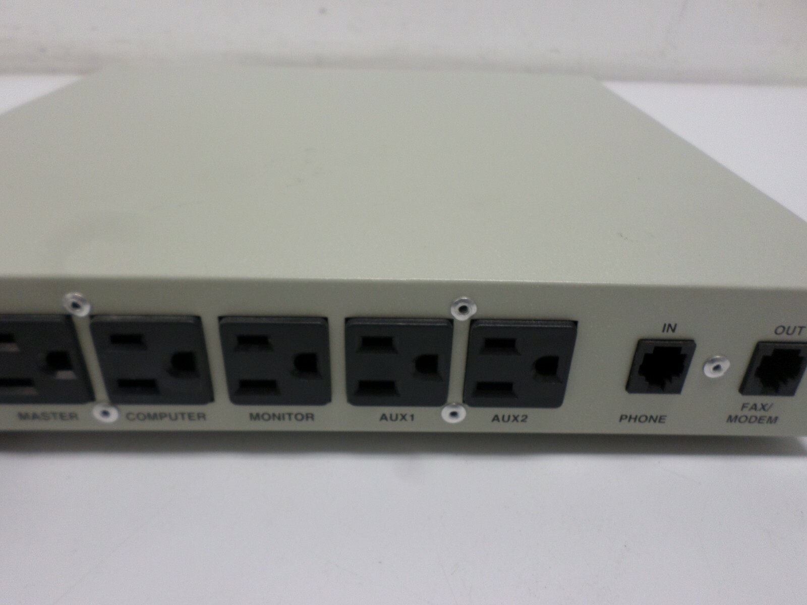 Relocatable Power Taps Surge Suppressor SS-GM-5 5 ports w/ Phone & Fax ...