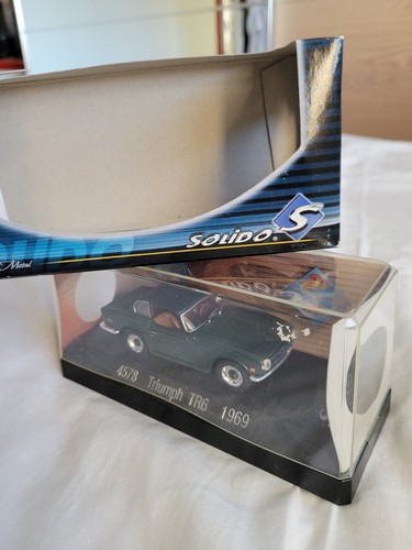 Solido Die-cast Model Car, Triumph Tr 6 In Green, With Box And Outer ...