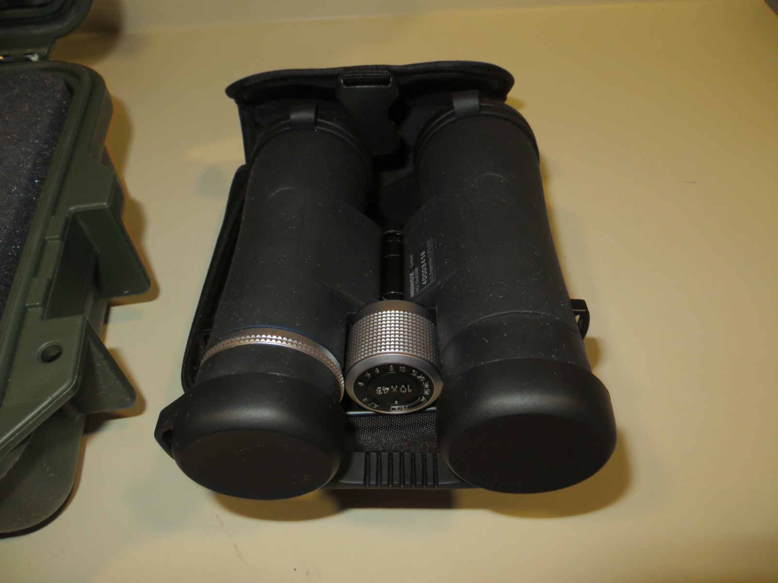 Minox HG 10x43 BR Black Binoculars, great for hunting or sightseeing ...