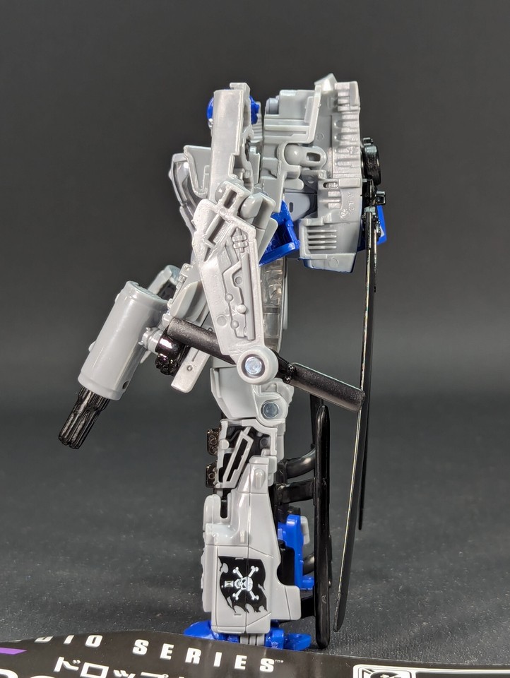 Transformers Studio Series Dropkick complete Takara SS-22 Bumblebee ...