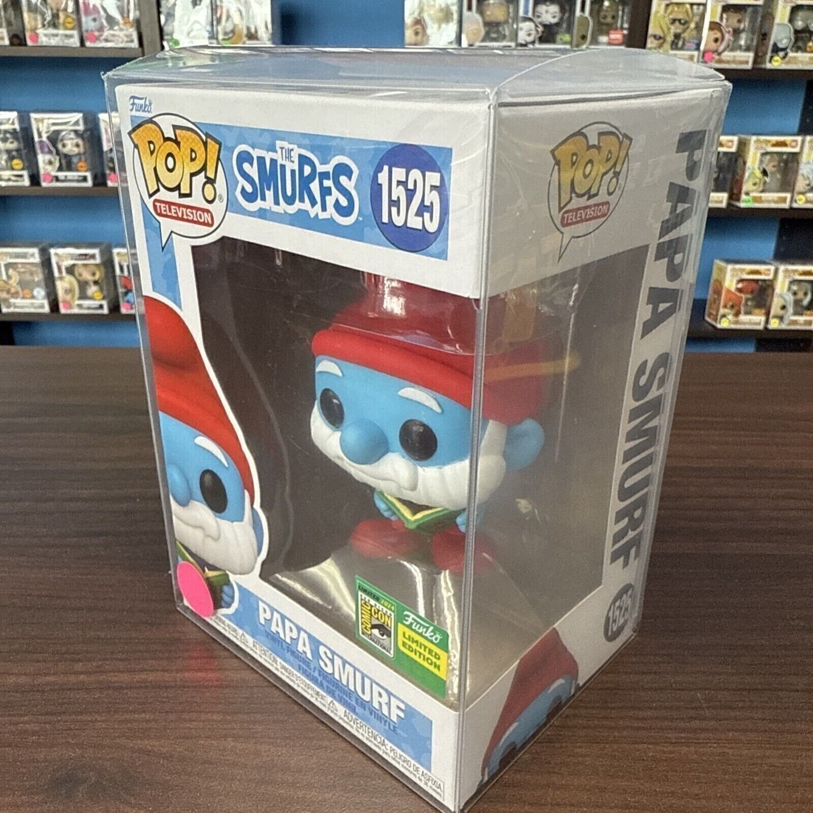 Funko Pop! Papa Smurf W/ Magic Book #1525 2024 SDCC Exclusive Comic Con ...