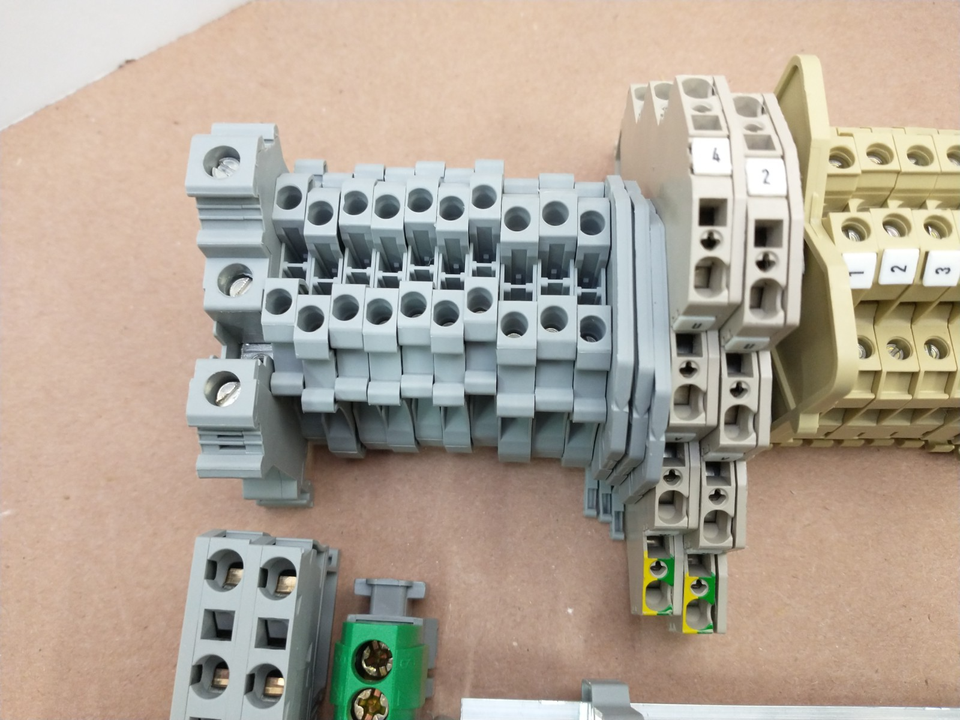 LOT #A ASSORTED 35mm DIN Rail Terminals Ground Bar Motor Terminal Block ...