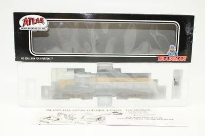Atlas HO Scale CNW Chicago North Western RS32 Diesel Locomotive #4242 ...