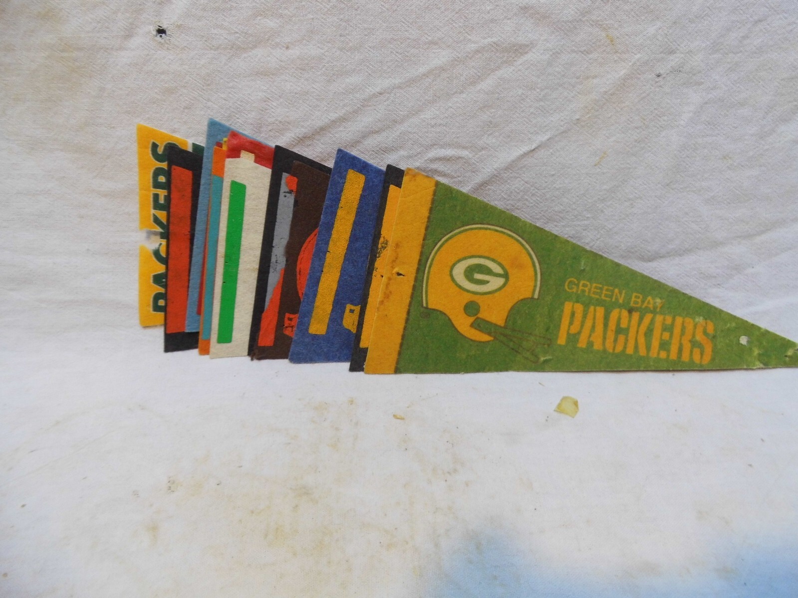 NFL TEAMS 9"X 4" PENNENTS~LOT OF 12 | eBay