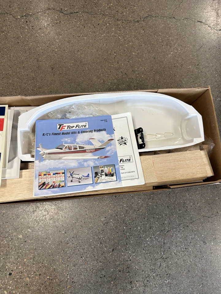 Top Flite Gold Spitfire Mk Ix Wulf Hunter 1/7 Scale 63" Wingspan ...