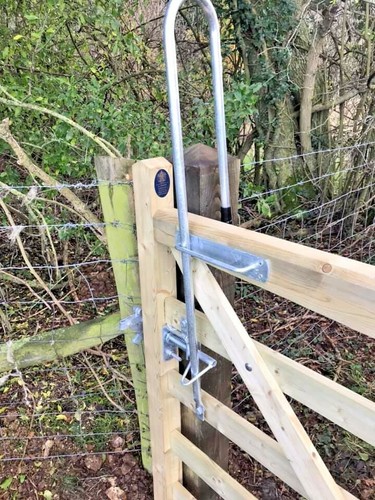 Uni Latch gate opener bridleway footpath equine latch fencing wooden ...