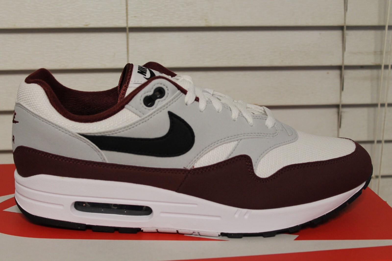 NIKE AIR MAX 1 MENS SIZE 12 WHITE/BLACK-DARK TEAM RED FD9082 106 | eBay