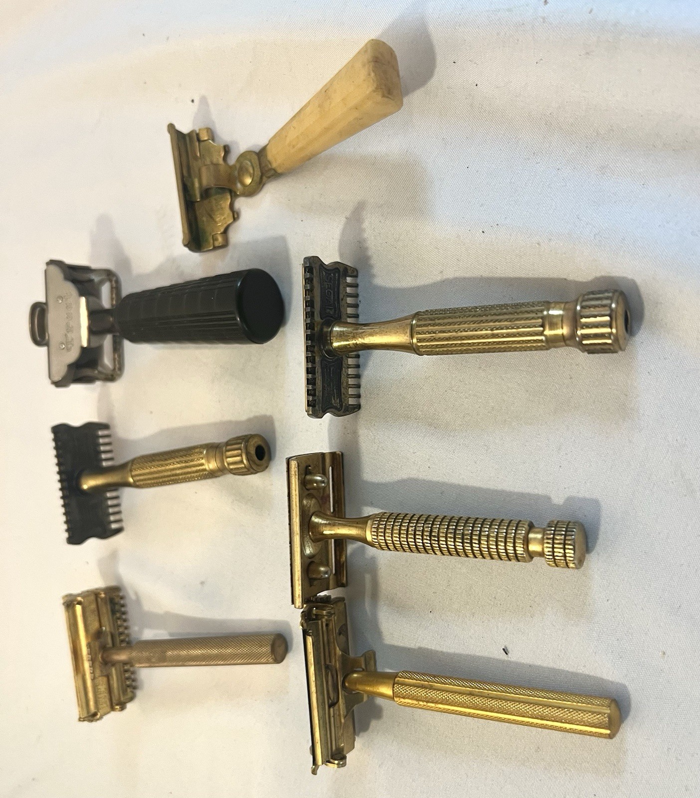 Lot of 7 Vintage Safety Razors. (2) Valet, (2) Segal, Star, Treet ...