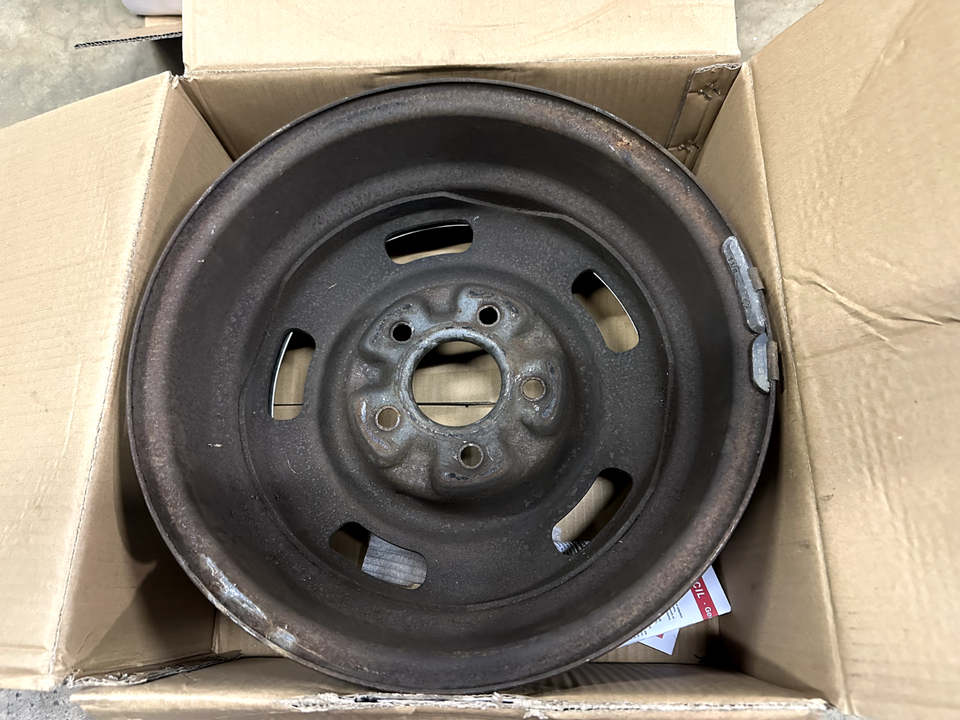 1967 Chevrolet Corvette Rally Wheels 15x6 15x7 K1 Kelsey-Hayes ...