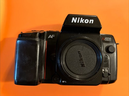 Nikon N8008 Auto Focus 35mm Camera SLR Film w/Box Body Only *TESTED* (1 ...