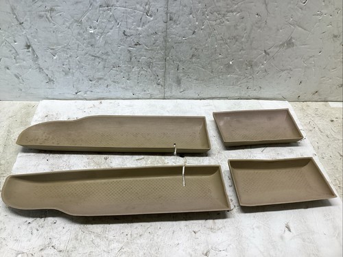 VW MK3 GOLF JETTA CABRIO FRONT INNER RUBBER DOOR PANEL INSERT LINERS L ...