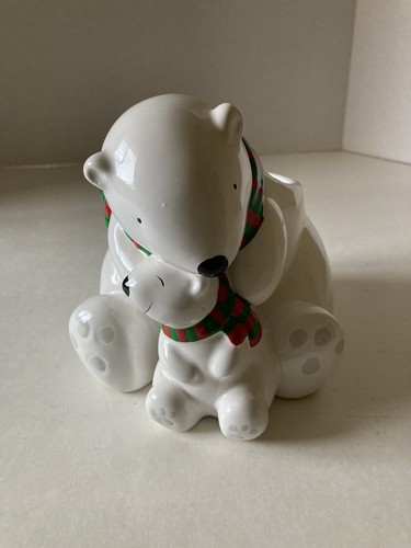 Teleflora Christmas Polar Bear & Cub Flower Arrangement. Red & Green ...
