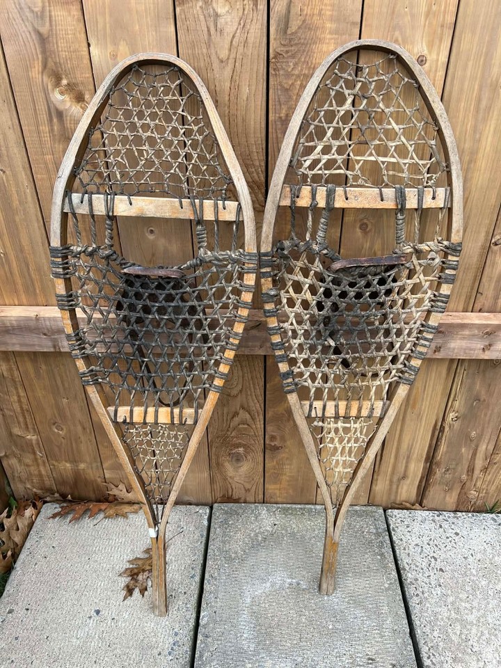 VINTAGE Snowshoes 43" Long x 14" Wide Leather Bindings DECORATIVE SNOW ...
